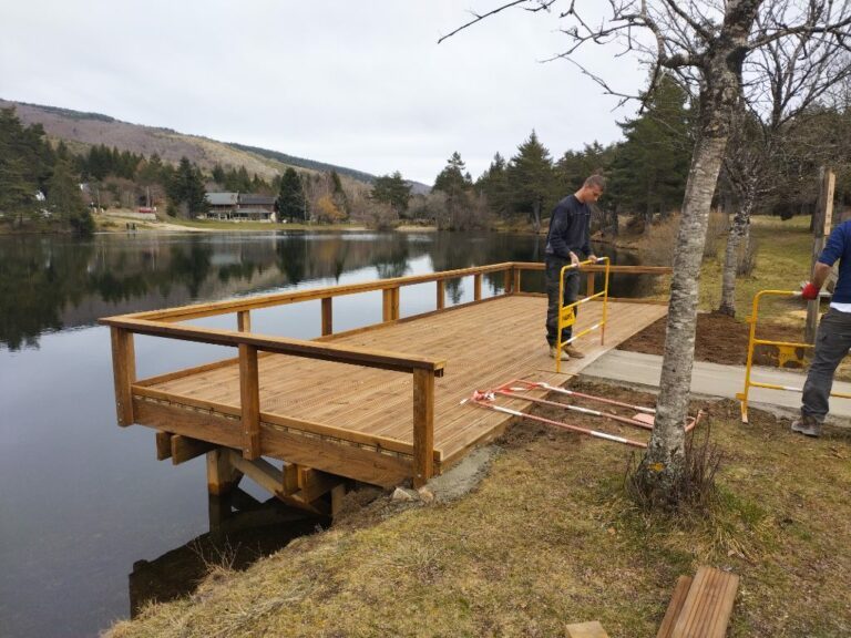 Nouveau "maxi" ponton PMR à Saint Sauveur Camprieu - Fédération de ...